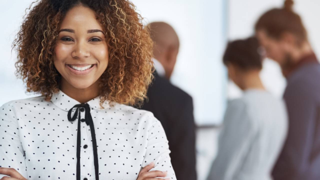 Cinco aspectos importantes del liderazgo en las mujeres profesionales