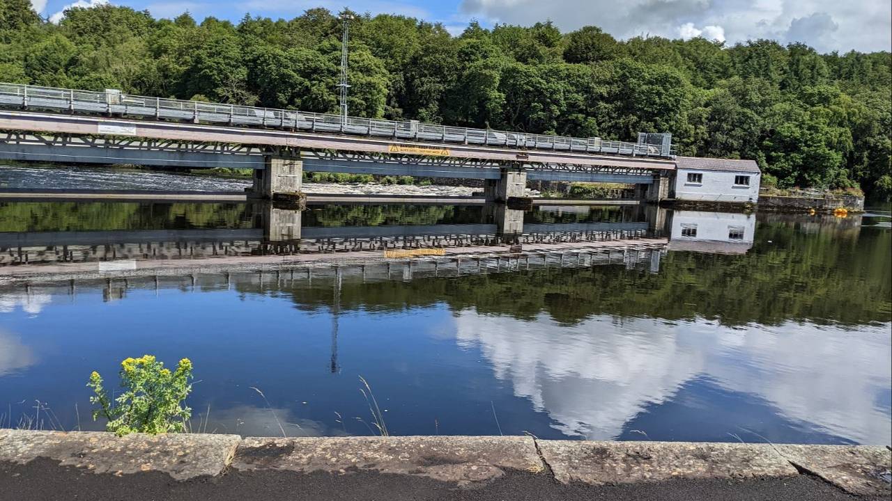 £1.65m refurbishment of the Cutts water level Control Structure