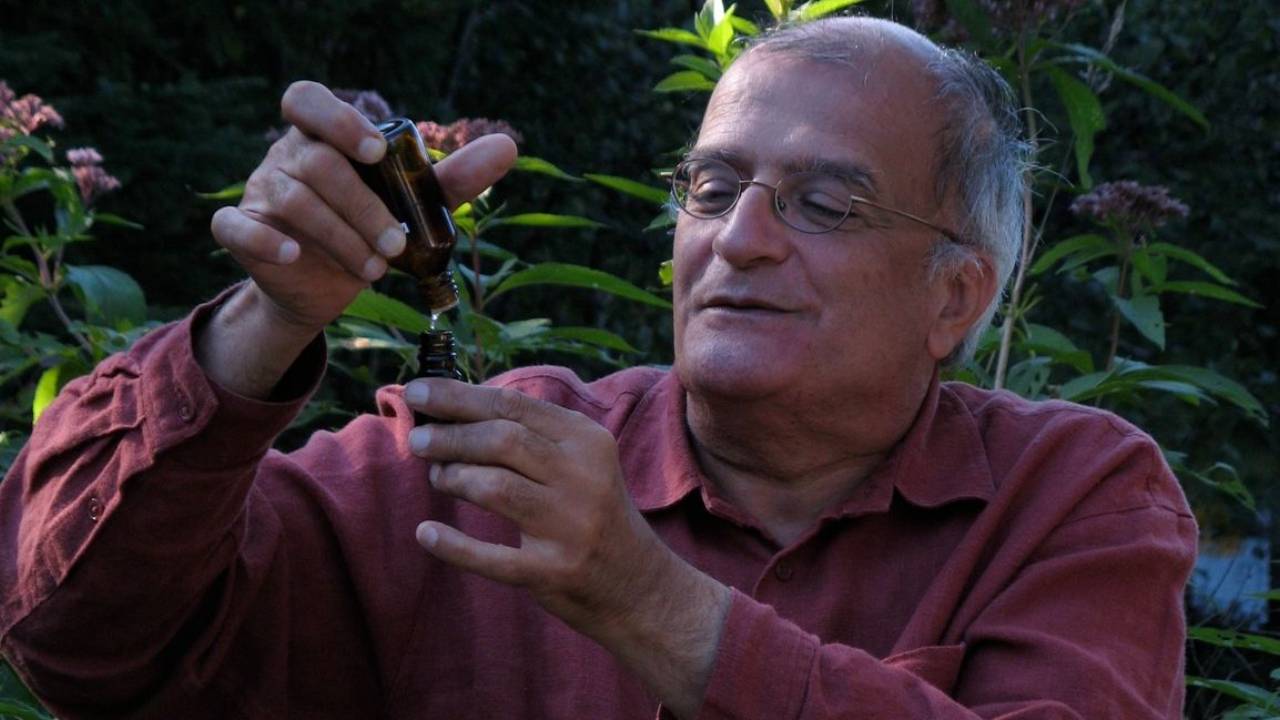 Biographie - Mikaël Zayat