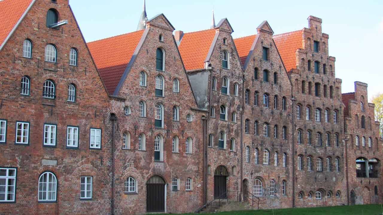 German Renaissance shows in world-heritage Hanseatic cities