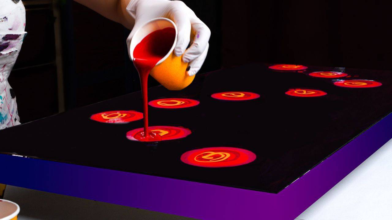 The Power of Red in Fluid Art – Passion’s Pulse Acrylic Pouring