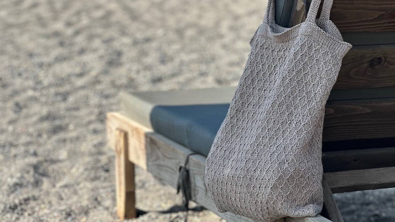 Gratis strikkeoppskrift VESKE