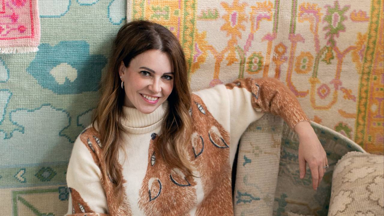 Angie Burge Finds the Plush Side of Life: English Village Lane