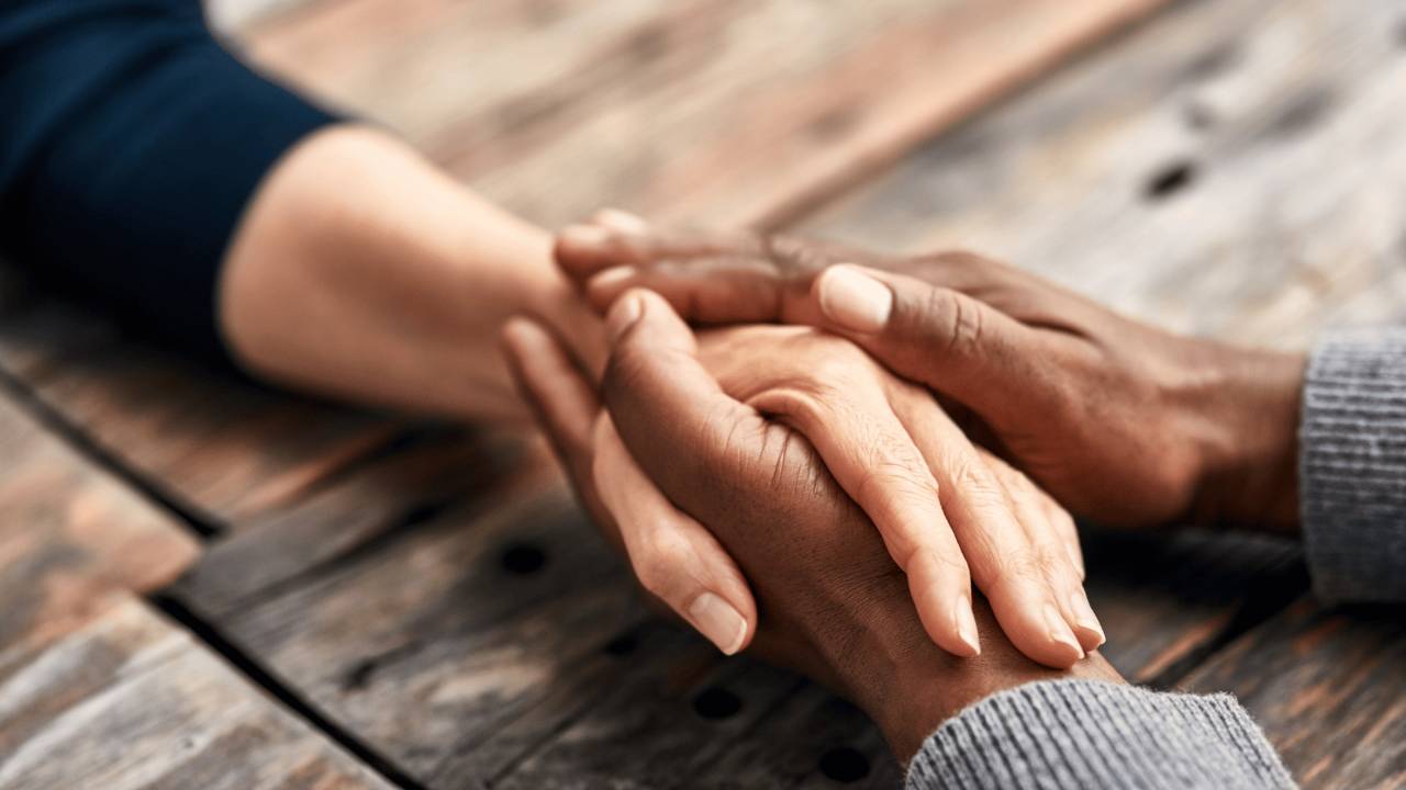 5 Ways to Be a Safe Friend for a Survivor