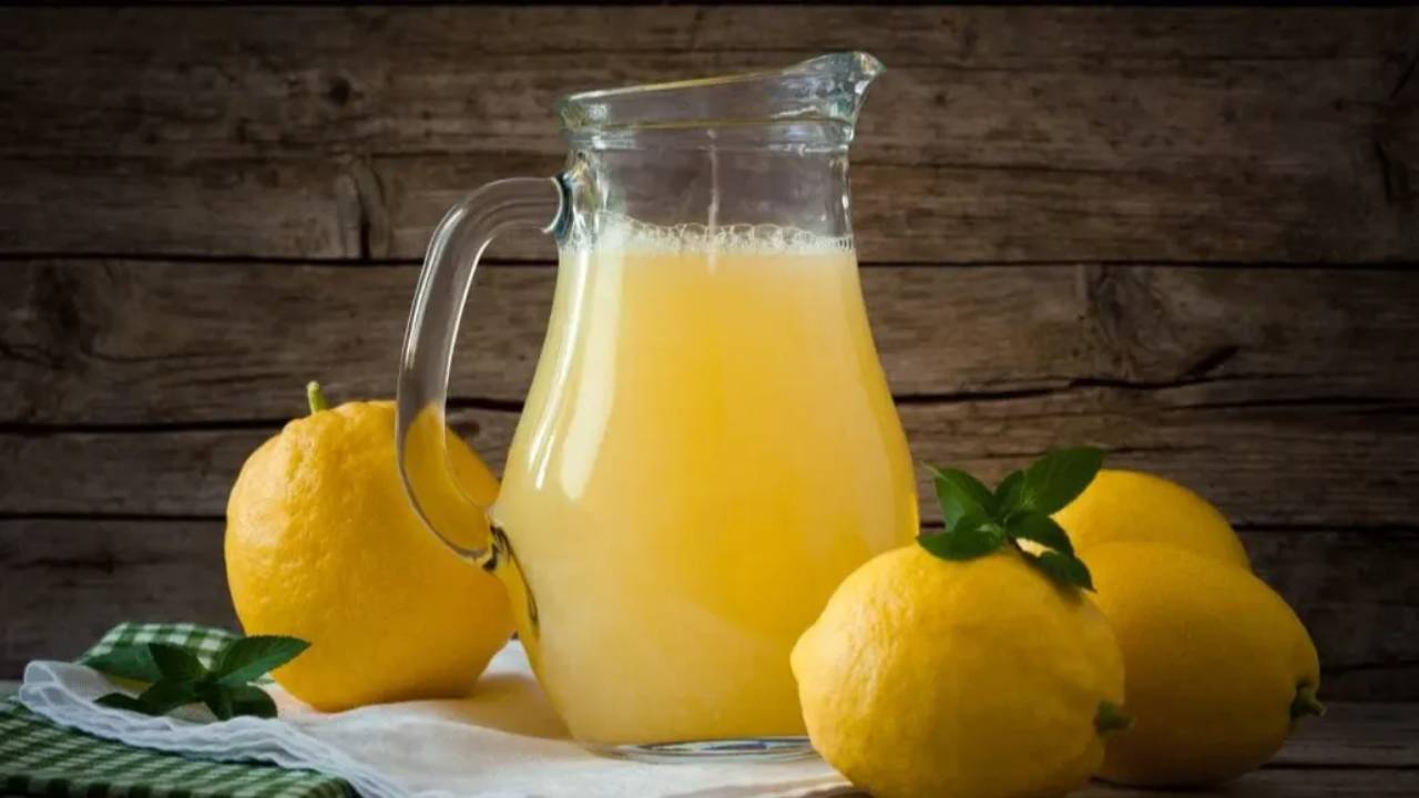 Dandelion Recipe: Lemonade