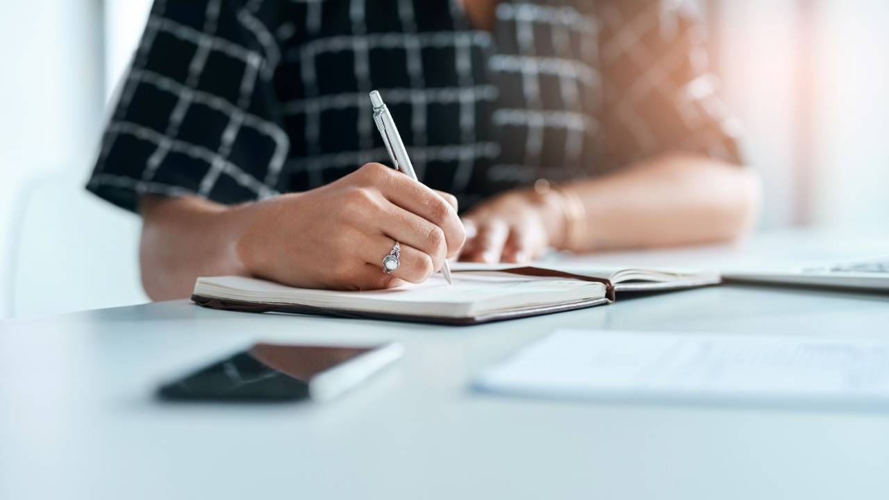 How to Describe Your Project Without Repeating Existing Programs