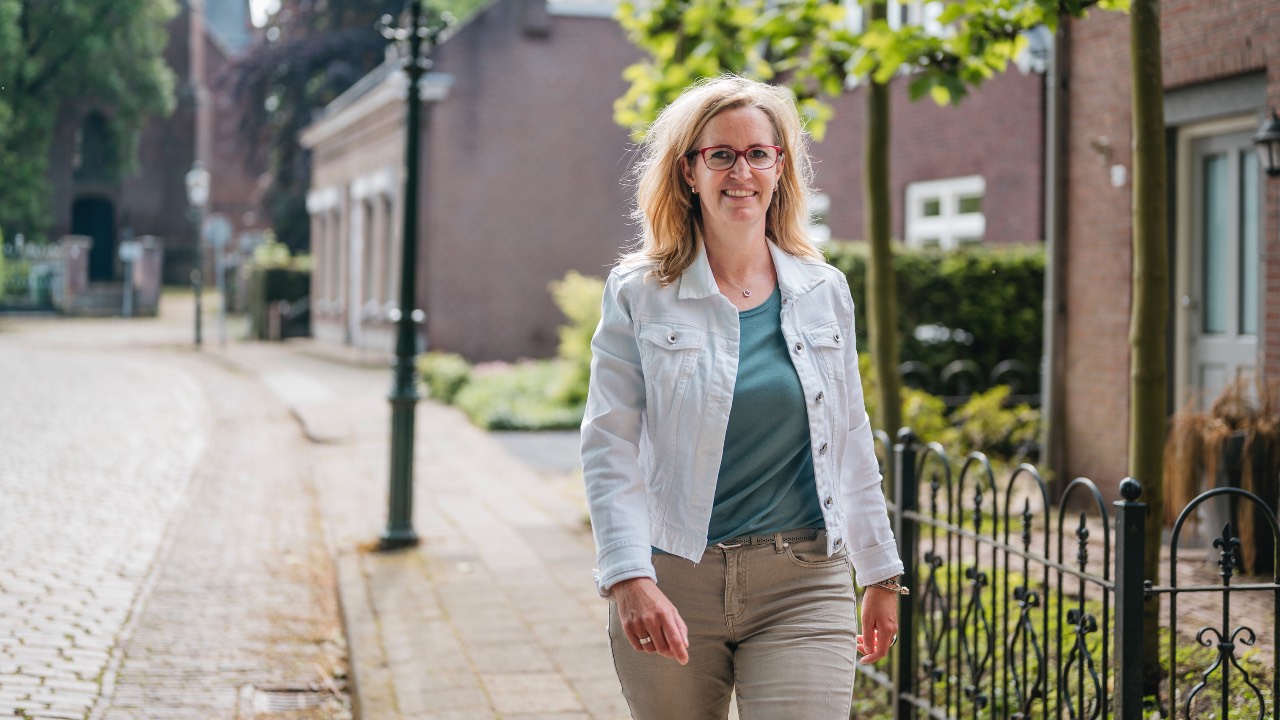 Hoe kleine stappen je helpen naar meer geluksgevoel, Elles Boudewijns