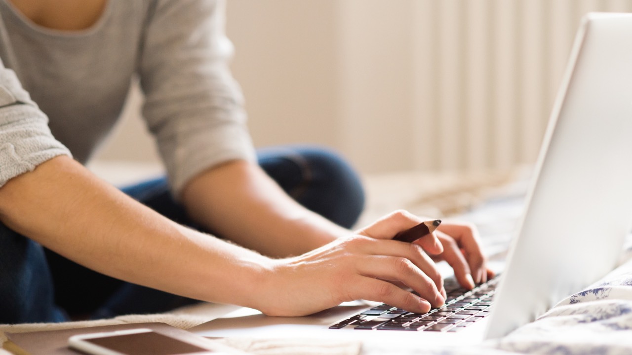 Hvordan sende inn manus til forlag