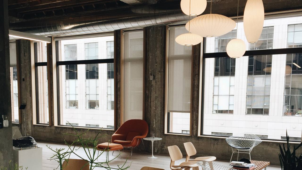 How to choose lighting for an interior design project?