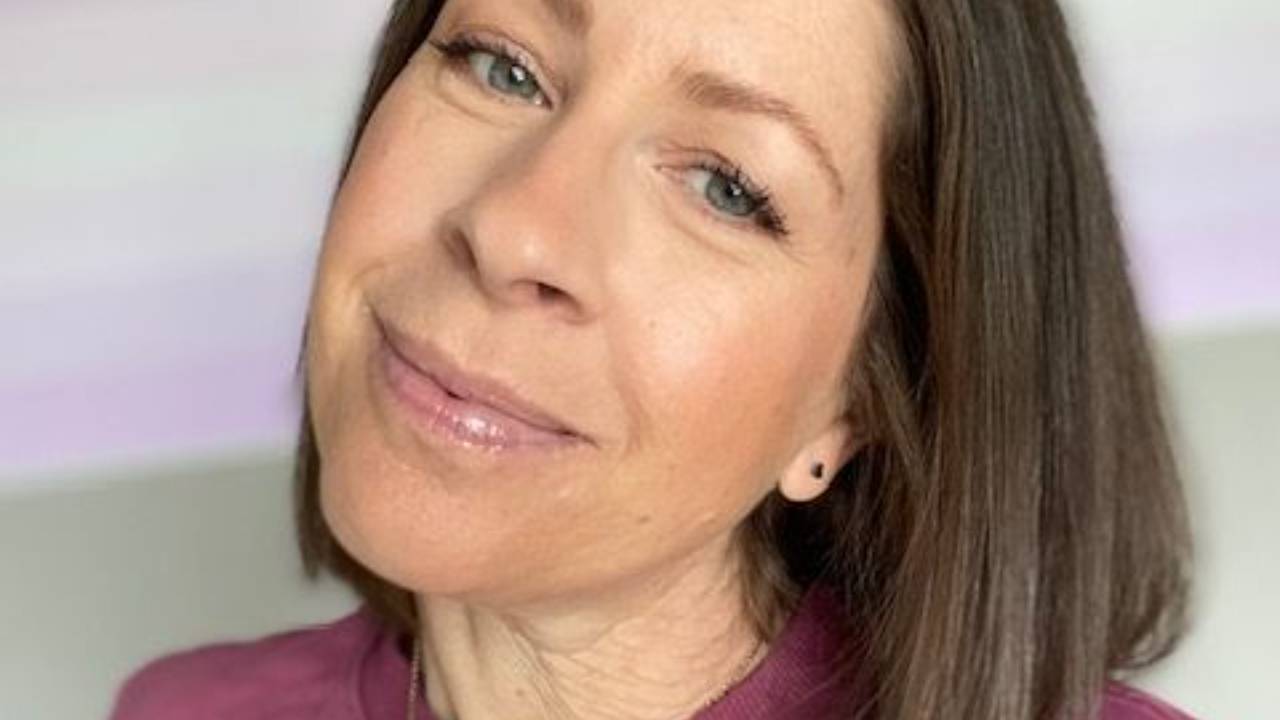 Kim Nicholls Psychic Master