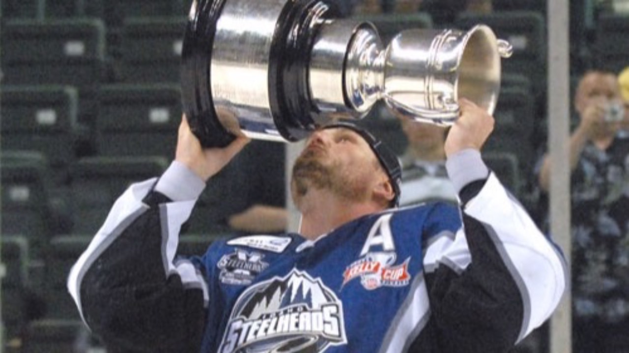 Darrell's reflections from a life in hockey. Sit back & enjoy the read