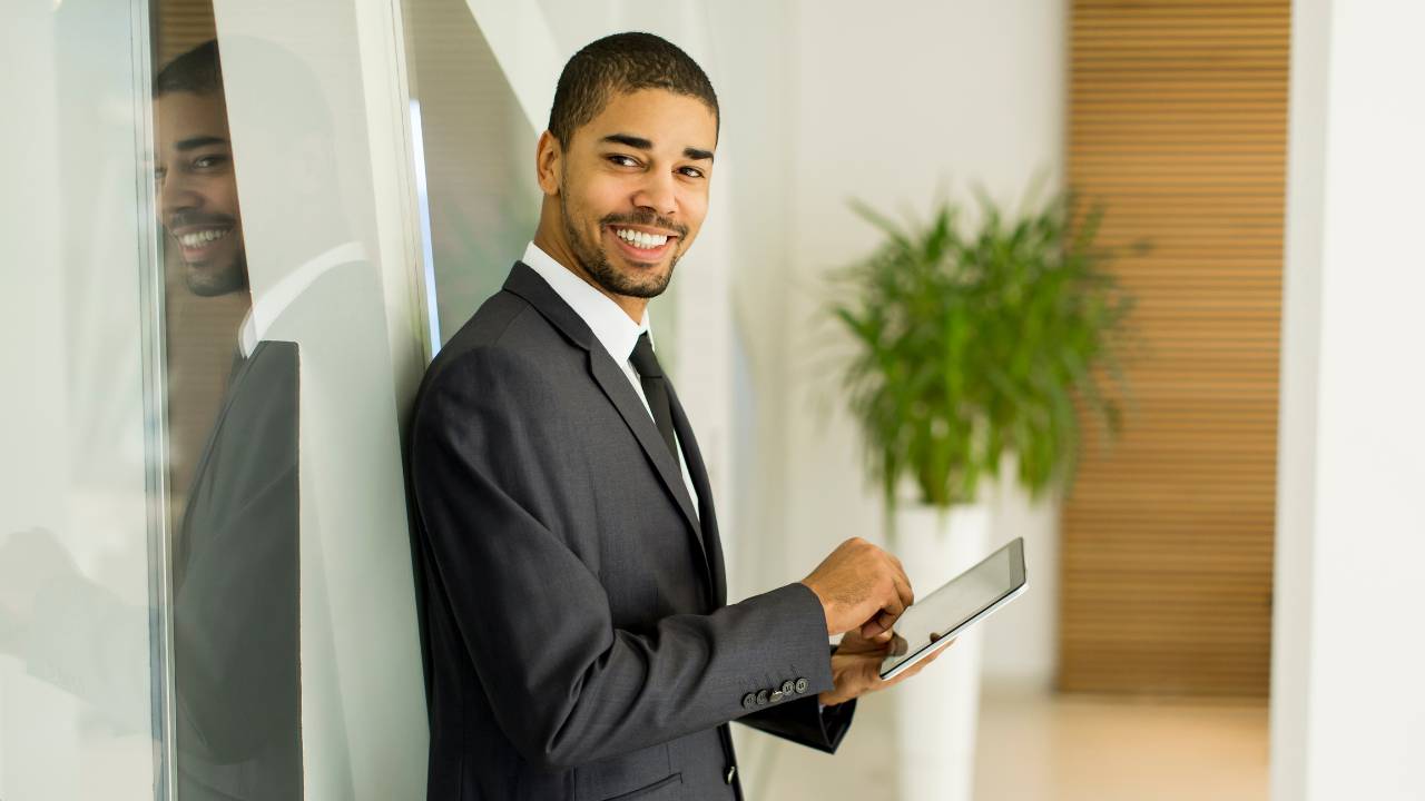 Understanding Microlearning: Definition, Benefits, and Applications