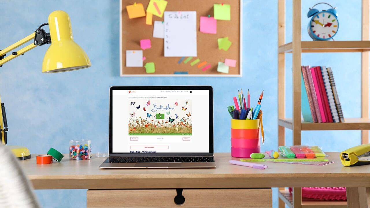 Easily Watch and Work: How to Use Canva While Learning Online