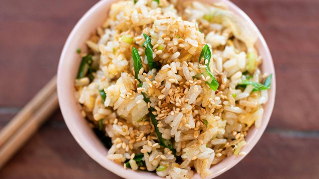 Easy Egg Fried Rice – Quick Recipe with Leftover Rice
