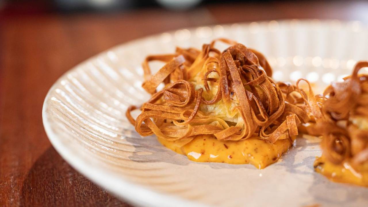 Cheesy Crispy Spring Roll Bites – Easy Air Fryer Snack