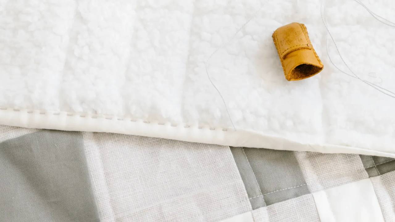 How to Do Big Stitch Binding on a Quilt - The Easy Way