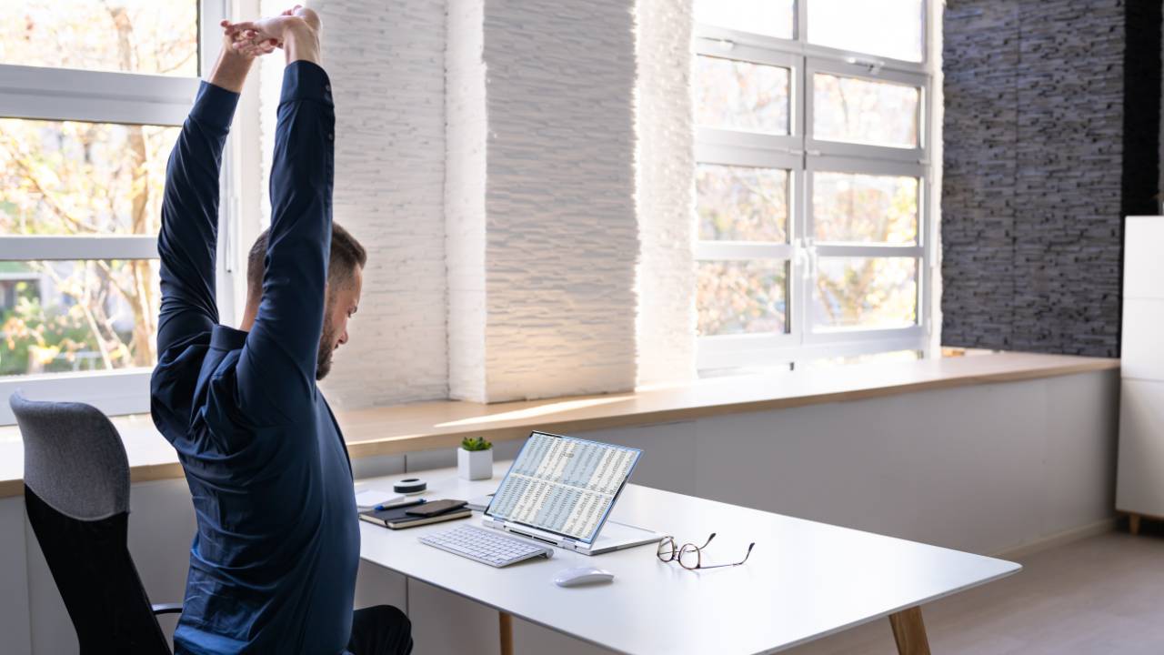 10 Stretches For Office Workers