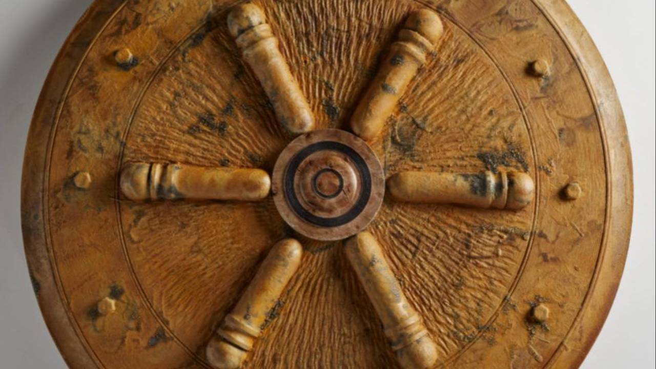 Turn A Decorative Shield With Pat Carroll