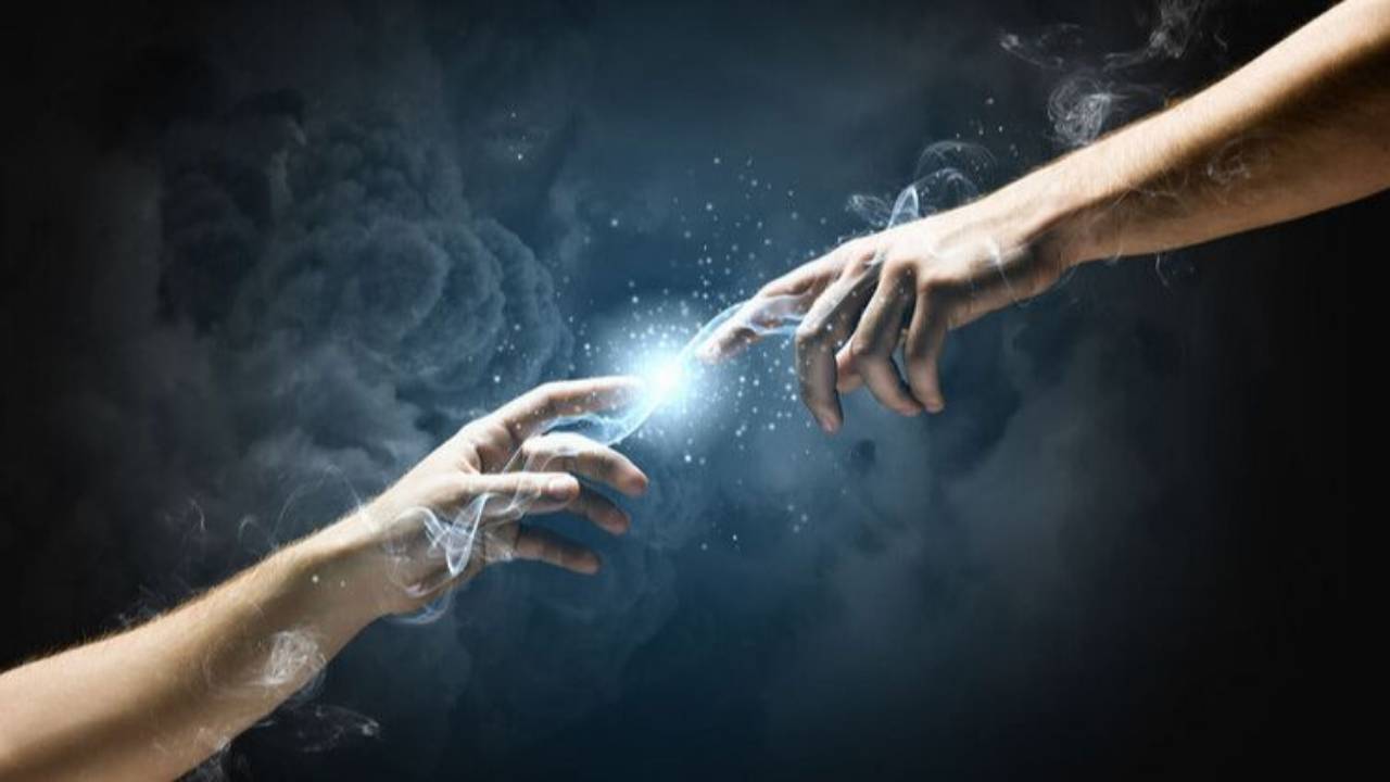 The Importance of Touch in Art Therapy Techniques