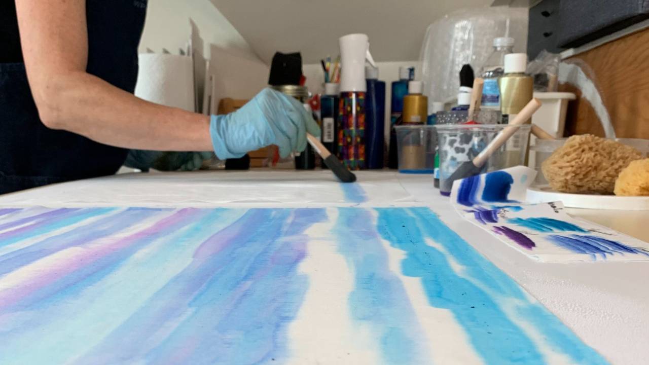 Free Guide to Fabric Painting