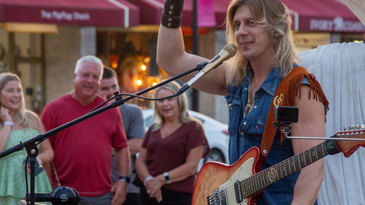 Dovydas Official Website