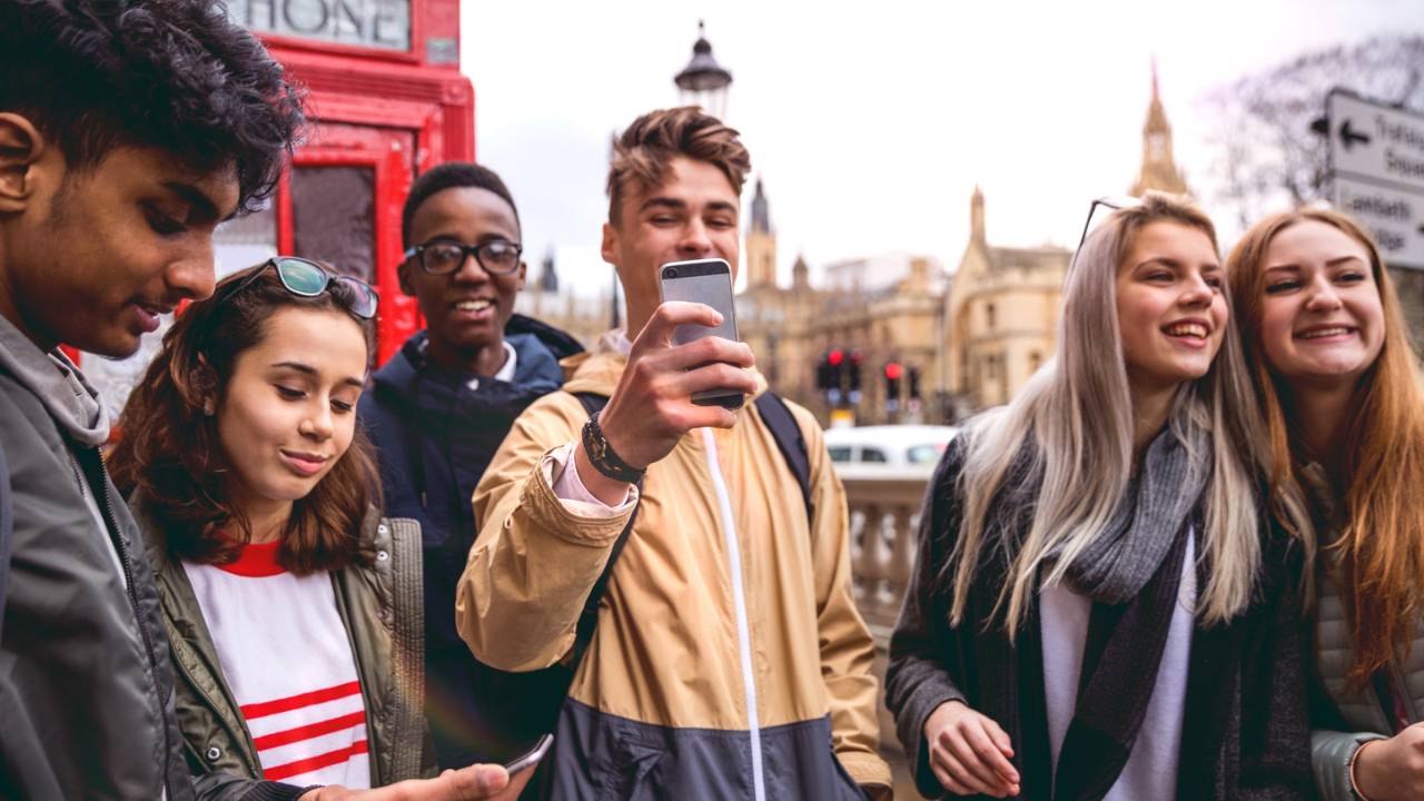 Why You Should Learn British Slang (+ How to do it)