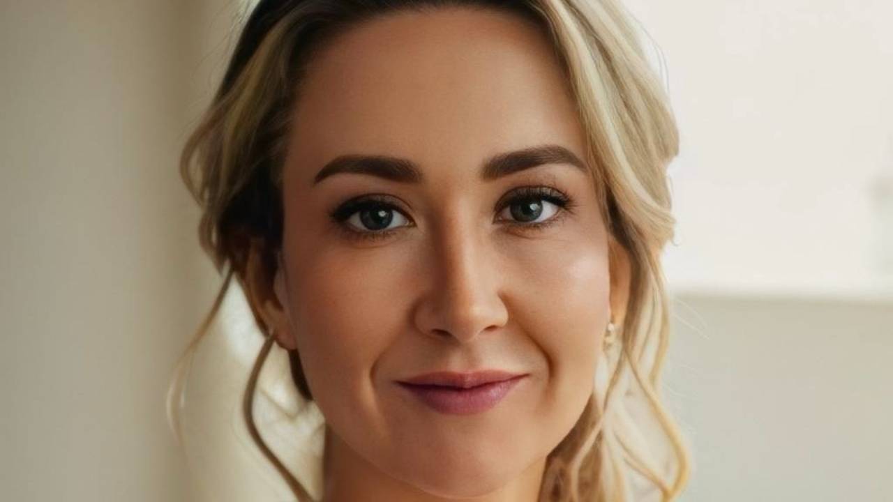 Dr Rachael Coates