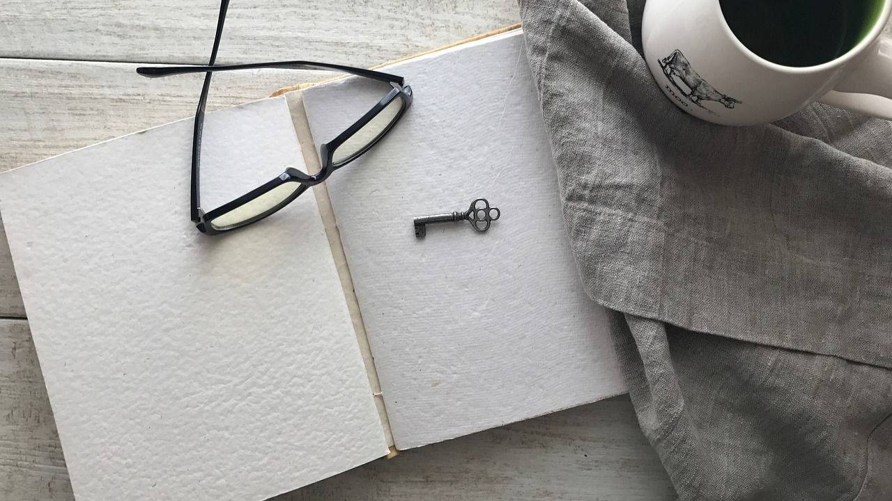 How to Write an Academic Journal Paper: A 10 week self-paced workshop