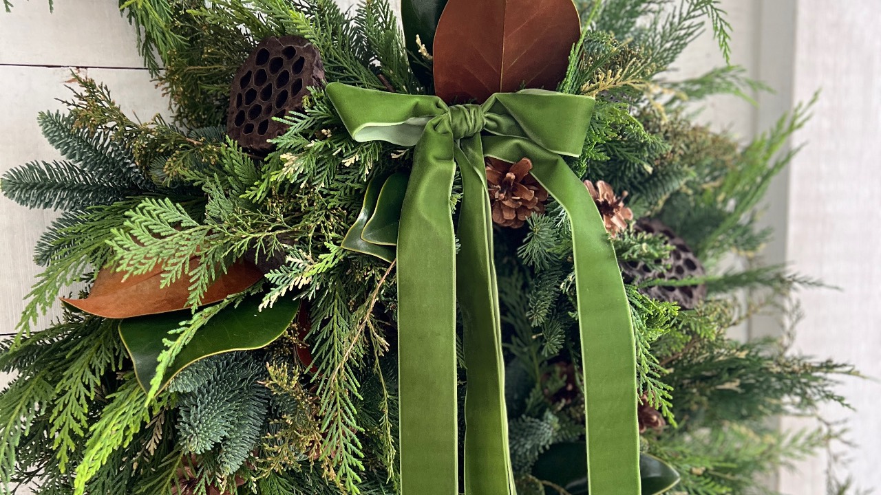 Holiday Wreaths for Your Cut Flower Business: Step by Step Guide