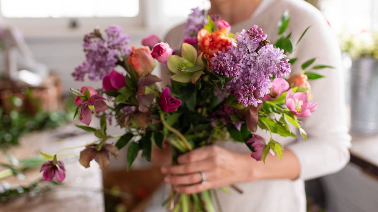 5 Tips to Start a Successful Flower Subscription or CSA
