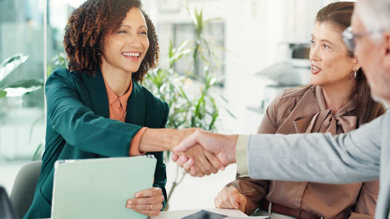 How to Get Your First Travel Clients (Even Without a Huge Following)