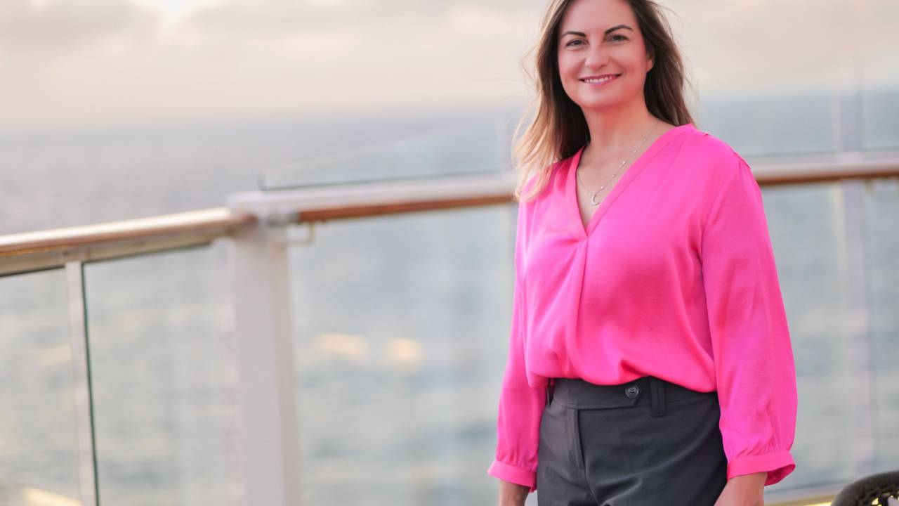 Sheila Williams: Mindset Coach for Midlife Pros Facing Burnout