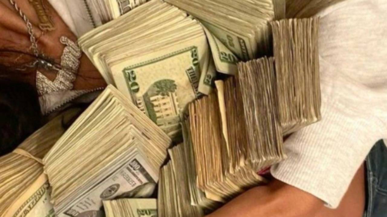 HOW MUCH MONEY DO YOU NEED TO START A FASHION BRAND?
