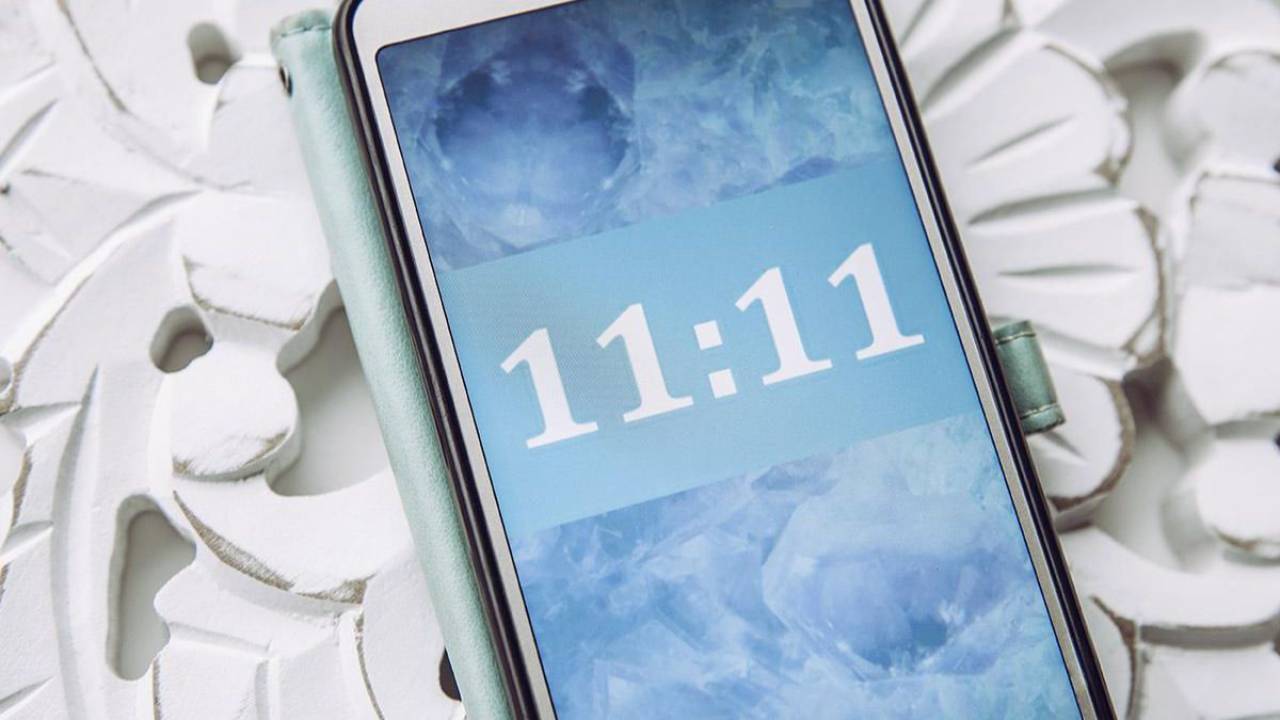A Guide To Angel Numbers – Full List Of Answers From 000-11:11!