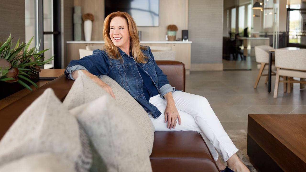 Amy Lessinger Leadership Strategist & Speaker The Irreversible Step™