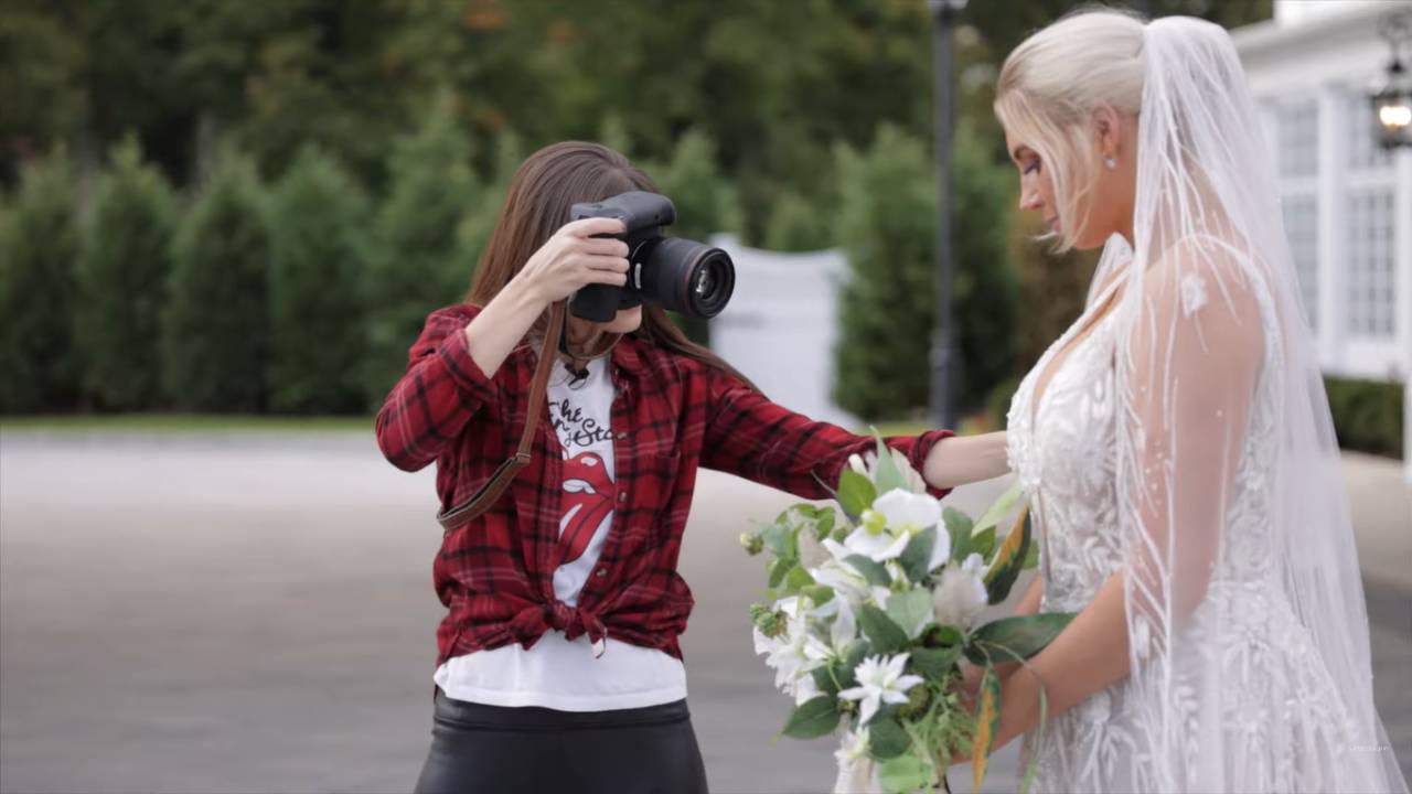 Speed Wedding Posing Tutorial: How to POSE a Bride (FAST)