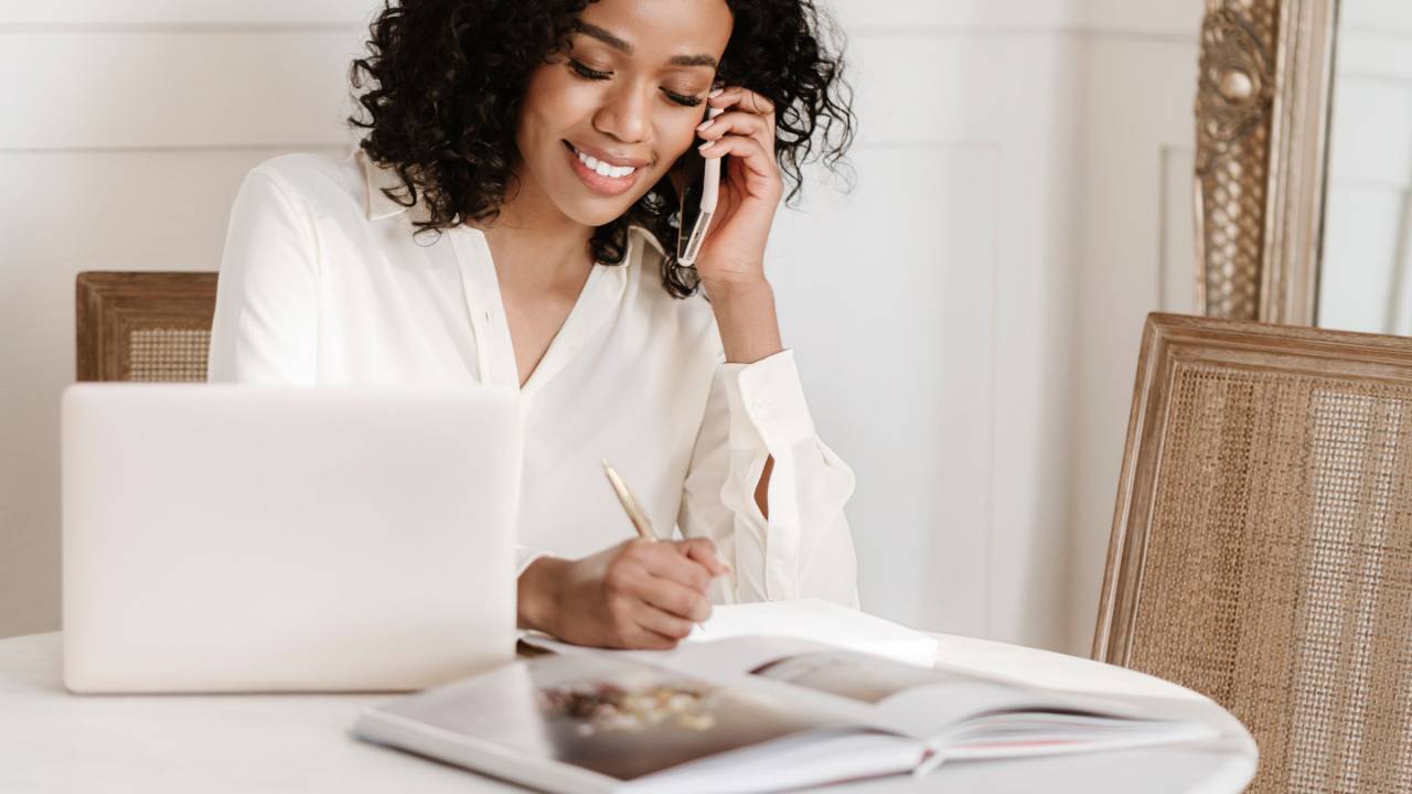 Job Opening: Customer Service Manager