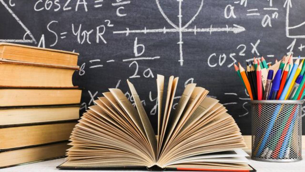 How Math Supports Logical Thinking in Language Learning