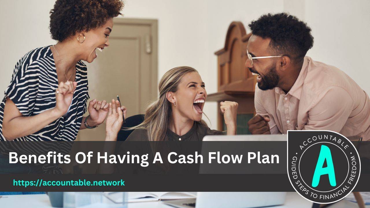 What is the importance of an effective cash flow plan?