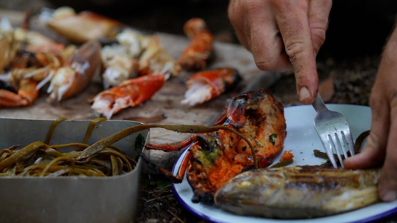 New Expedition Skills Lessons - Cooking Crustaceans