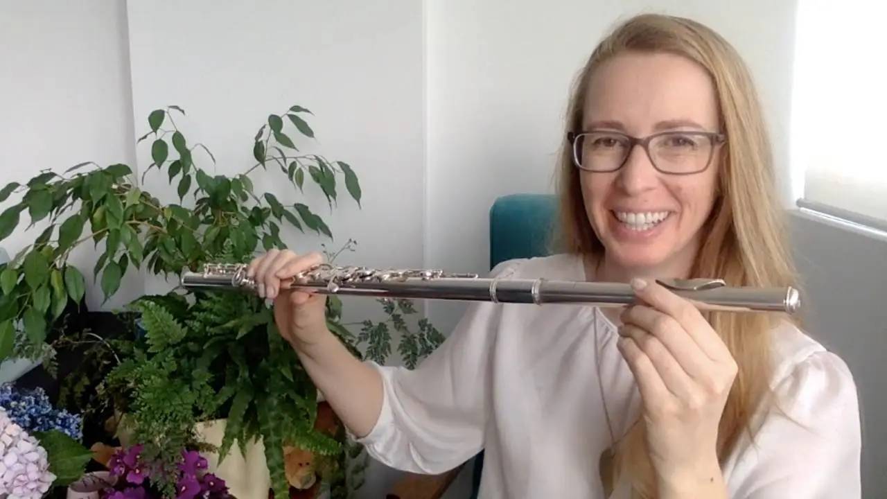 Instantly improve your flute playing by learning proper technique!