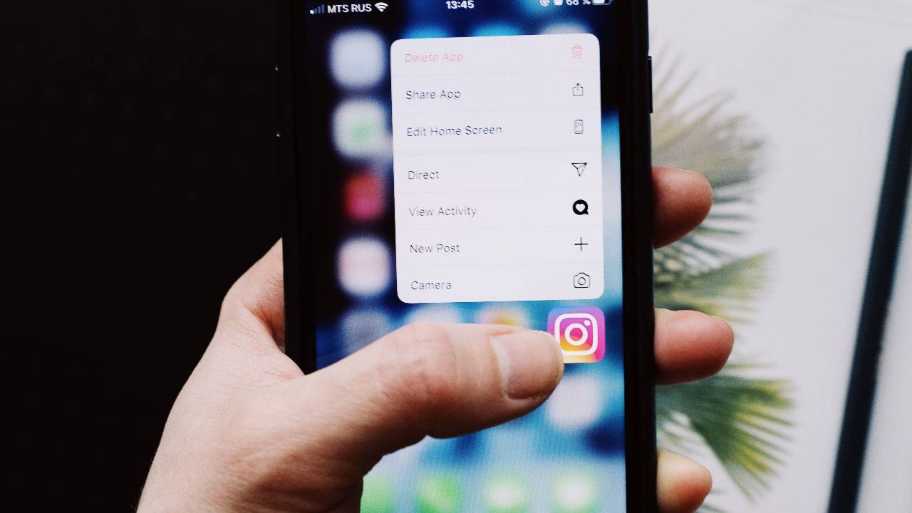 Crack the Updated Instagram Algorithm: What You Need To Know