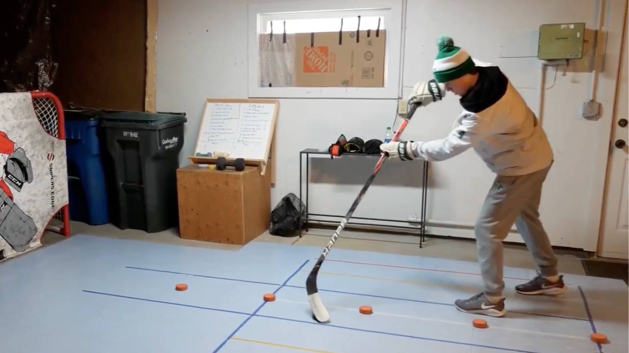 Off-Ice Training Guide:The Hidden Engine of Hockey Success (Ages 8-14)