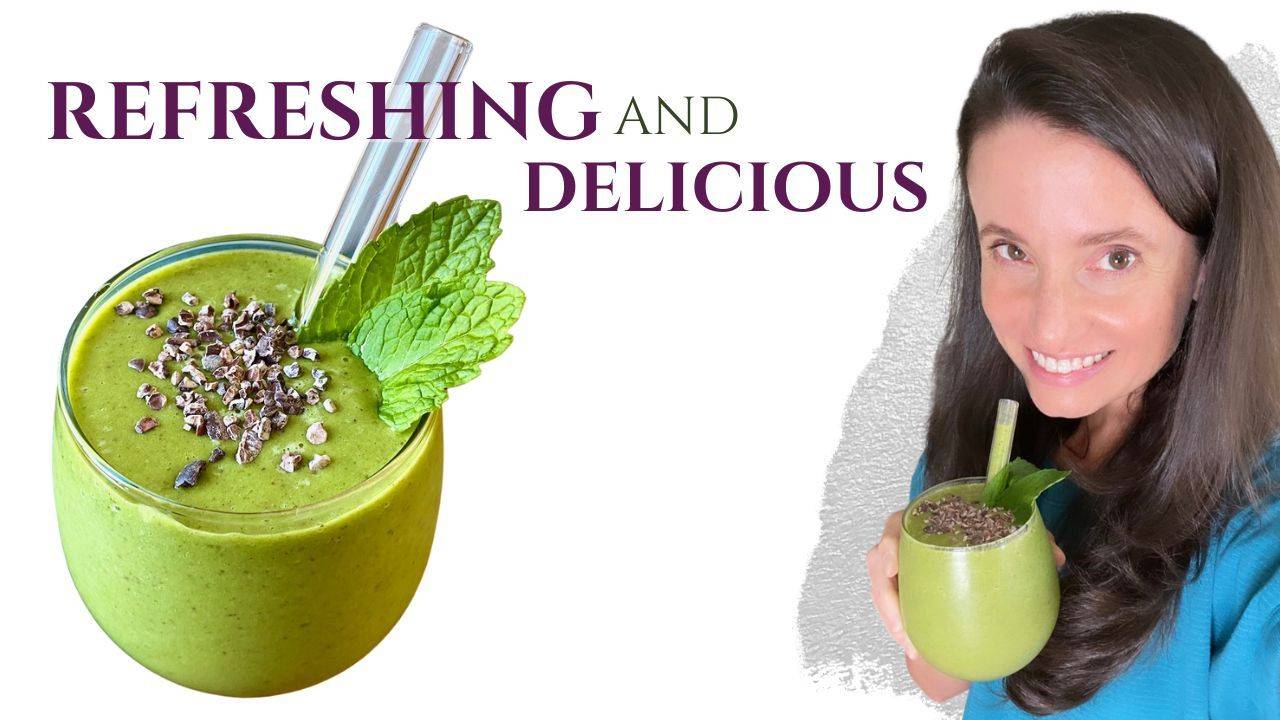 Refreshing Mint Chip Green Smoothie Recipe
