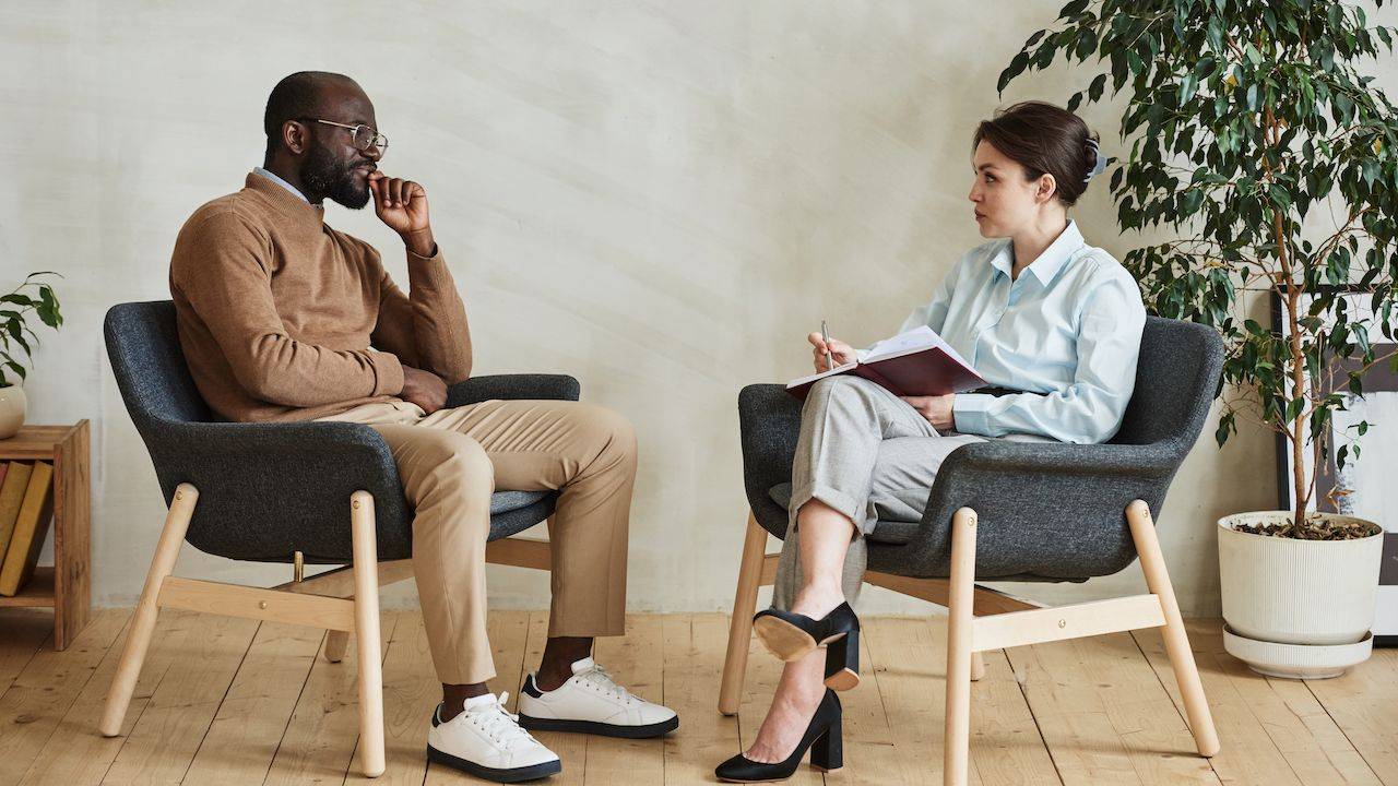 Hypnotherapy Techniques: An In-Depth Guide to Pacing and Leading