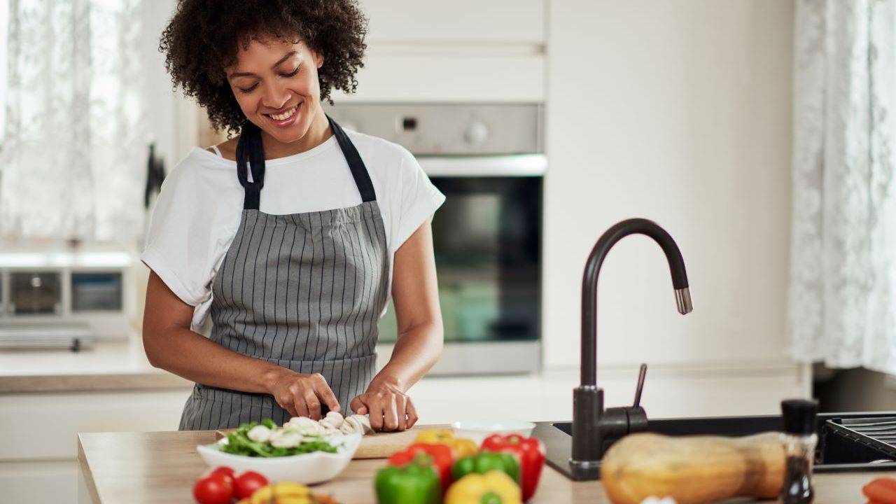 3 Tips for Preparing Healthy Meals From a Nutrition Mindset Coach