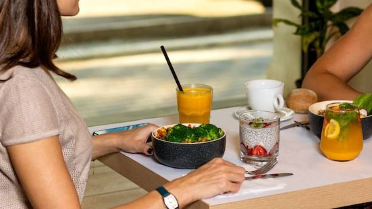 Famous Diets Explained (And How to Choose the Right One for You)