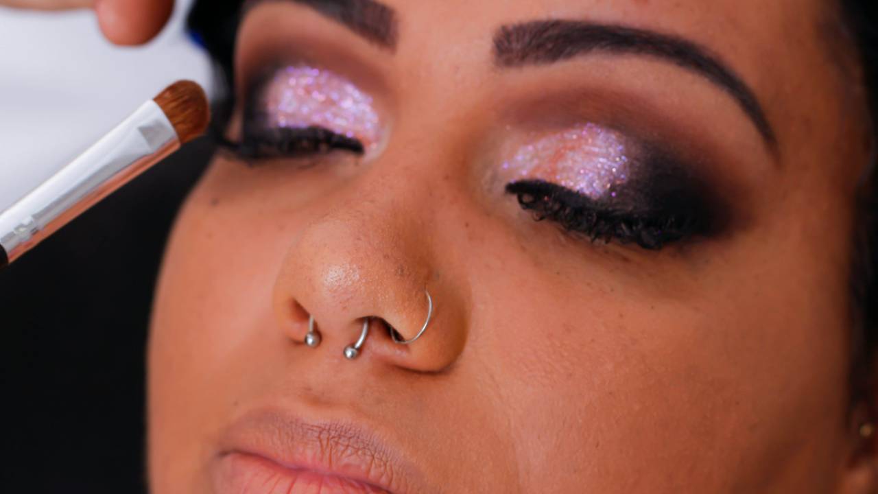 NBA Dance Makeup: How to Make Your Eyes Pop on the Court