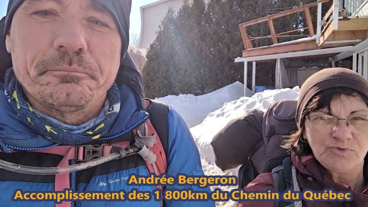 Elle accomplit la totalité du Chemin du Québec (1800 km)