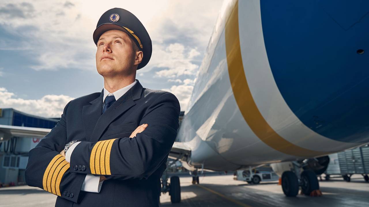 Allegiant Pilot Salaries: How Much Do Allegiant Pilots Make?